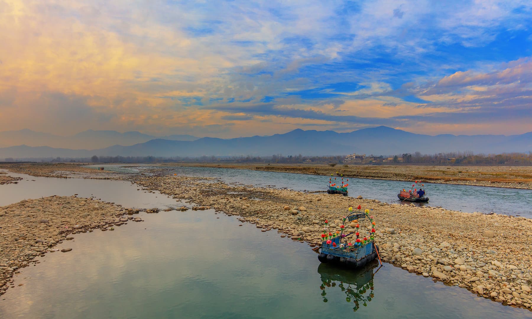 Mingora background, updates, hotels,tour packages, transport, pictures ...